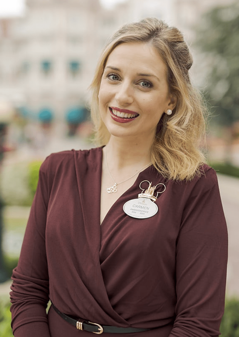 L’histoire des Ambassadeurs de Disneyland Paris ! | Disneyland Paris ...