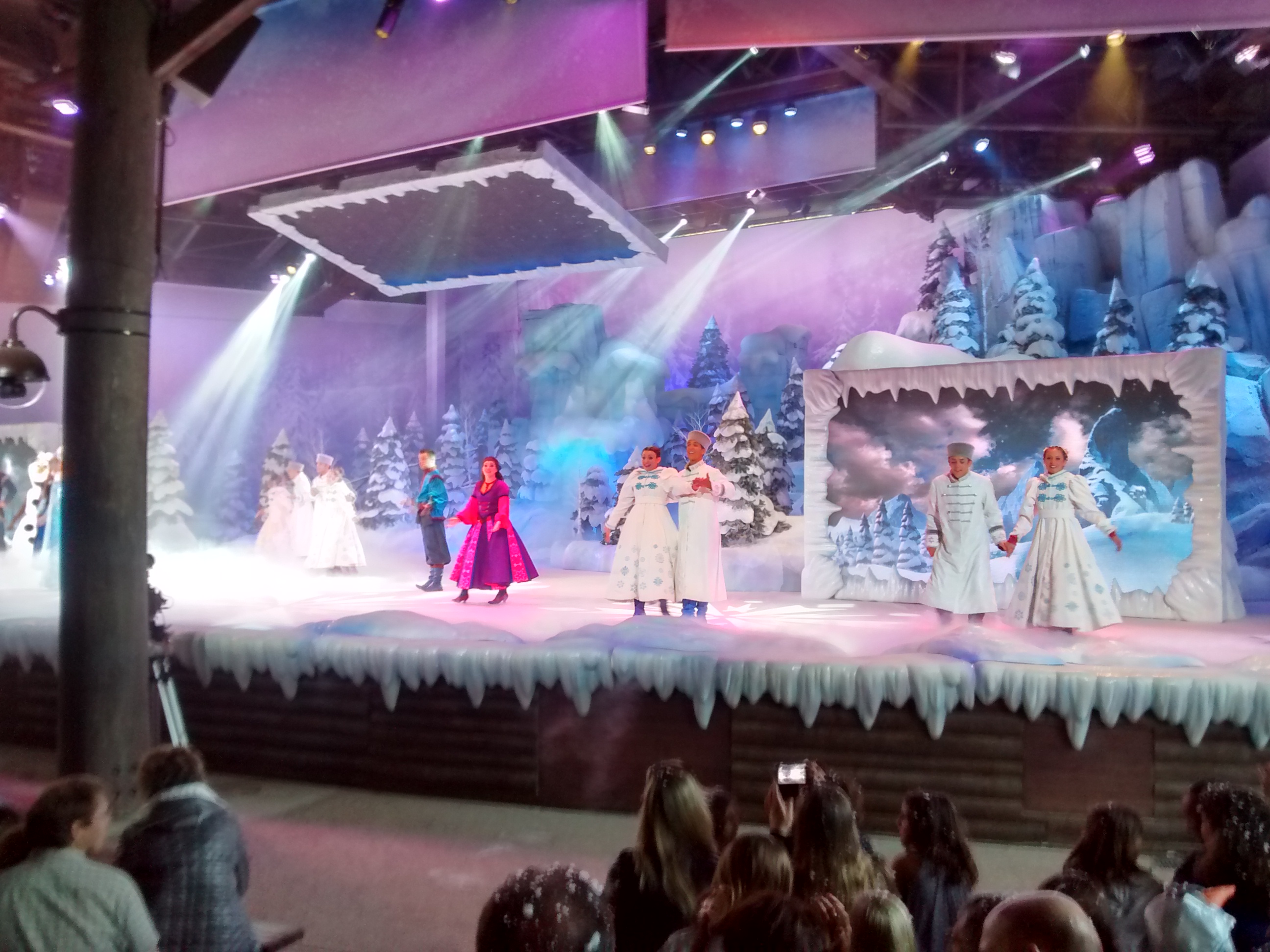 Chantons La Reine des Neiges, un spectacle « givrement » bon ...